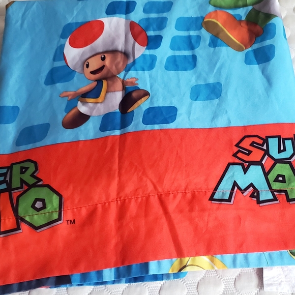 Nintendo | Bedding | Nintendo Super Mario Blue And Red Bedding Sheet ...